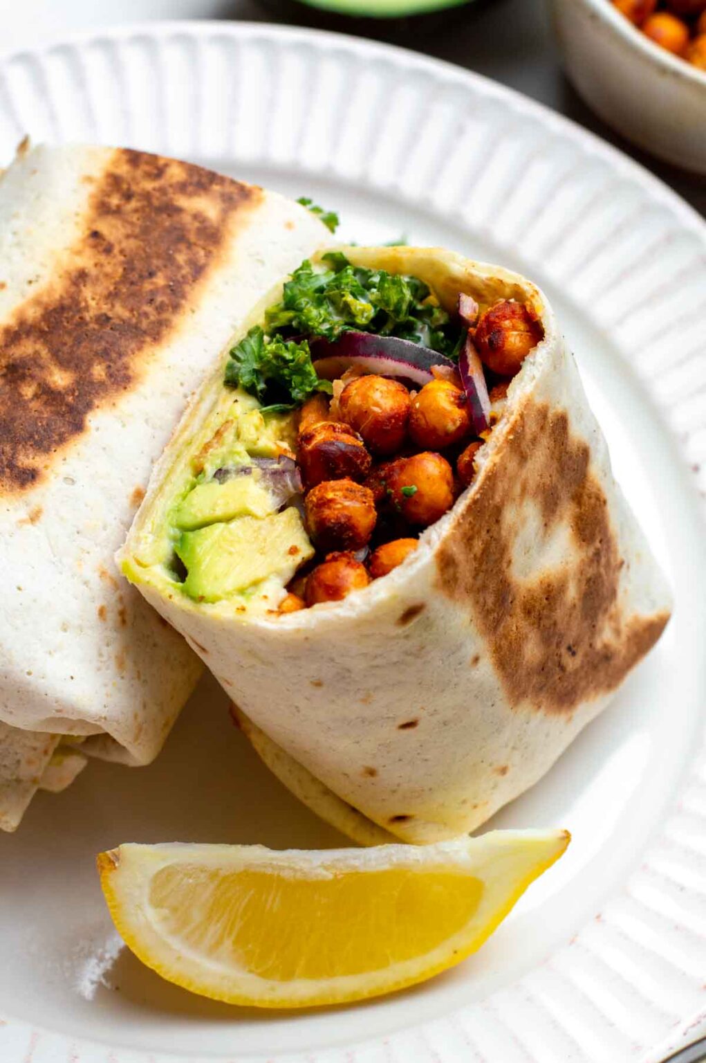 Kale Wraps (With Spicy Chickpeas) - Health My Lifestyle