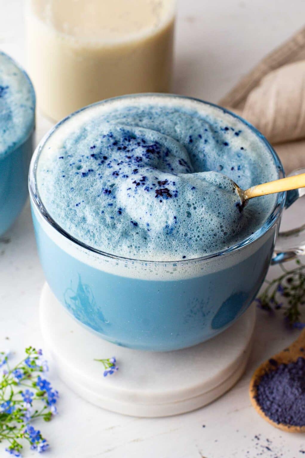 Blue Latte With Butterfly Pea Flower (Hot and Iced) - Health My Lifestyle