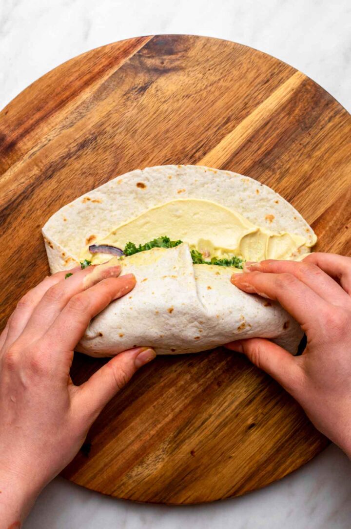 Kale Wraps (With Spicy Chickpeas) - Health My Lifestyle