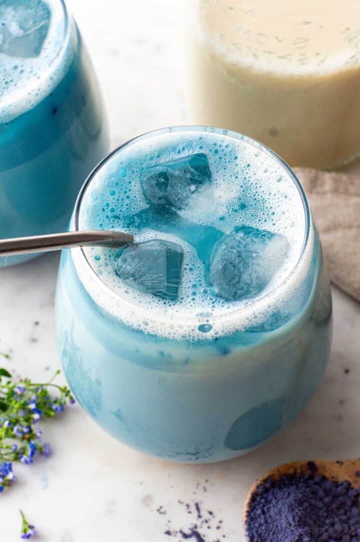 Blue Latte With Butterfly Pea Flower (Hot and Iced) - Health My Lifestyle